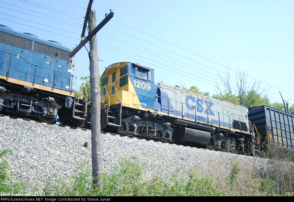 CSX 1209 Q574